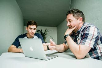 5 Differences Between a Critical Mind and a Critical Spirit