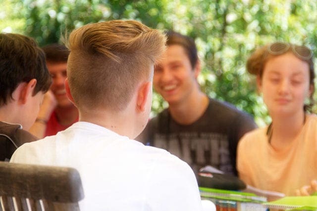 10 Ways to Identify and Develop Missionaries From Your Student Ministry