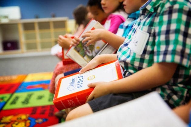 How to Teach Kids the Bible to Capture Their Attention