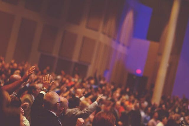 How Does a Congregation Worship?