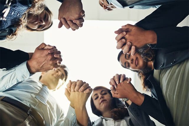 10 Prayers to Pray Over Your Worship Leaders This Weekend