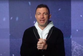 After Pastor Tavner Smith's Alleged Affair, Venue Megachurch Struggles ...