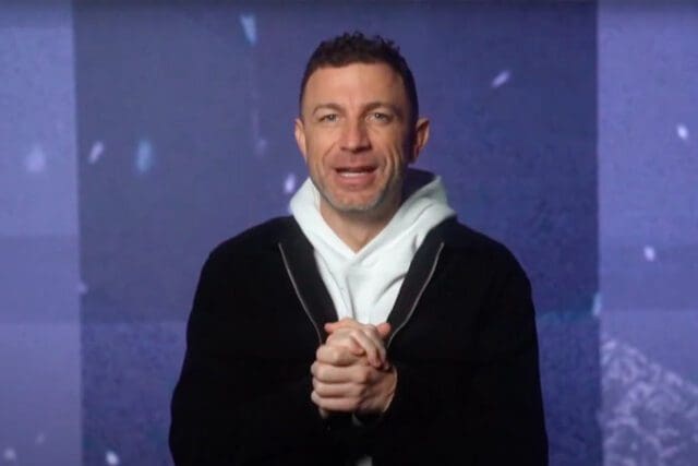 After Pastor Tavner Smith's Alleged Affair, Venue Megachurch Struggles ...