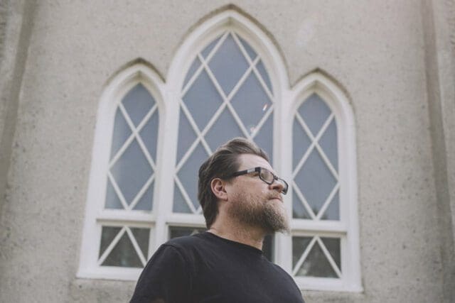 4 Ways to Move Your Church From Inward to Outward Focused