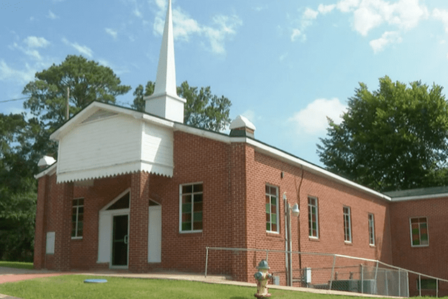 Louisiana Pastor Allegedly Shoots Wife, Himself in Front of Their ...