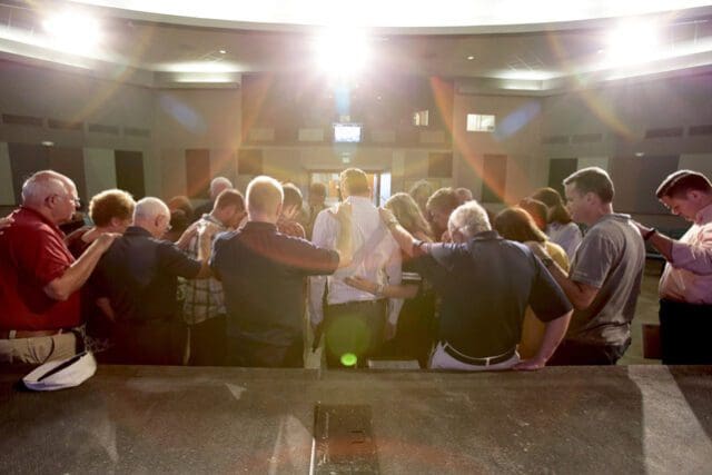 5 Characteristics of Churches That Demonstrate Strength and Stability