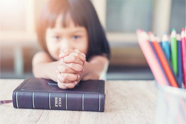 Empowering Faith and Learning: The Essential Guide to Christian Education