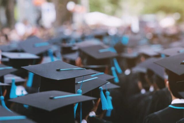 Your Guide to the Best Bible Verses for Graduation