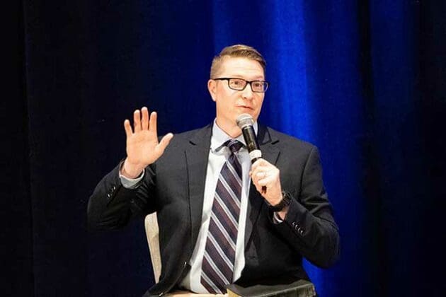 SBC Will Not Add Language Banning Women Pastors to Constitution; Law ...