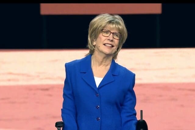 Joni Eareckson Tada at the Global Leadership Summit: The Best Leaders ...