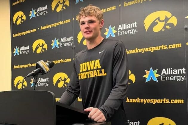 After 2-Touchdown Debut, Iowa Hawkeyes Standout Reece Vander Zee ...