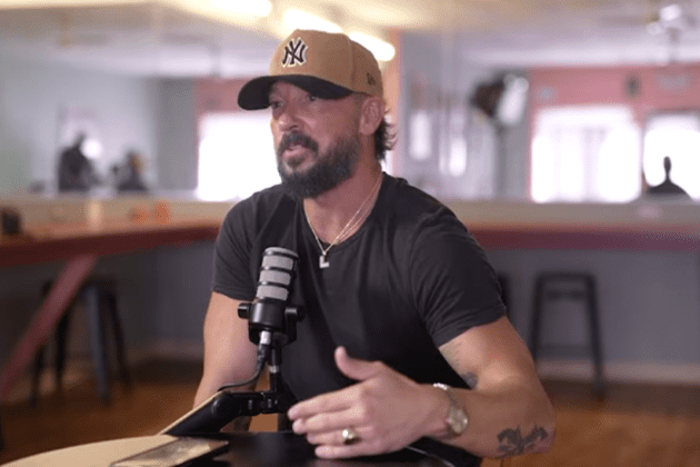 Former Hillsong Pastor Carl Lentz Defends Hillsong From Accusations of ...
