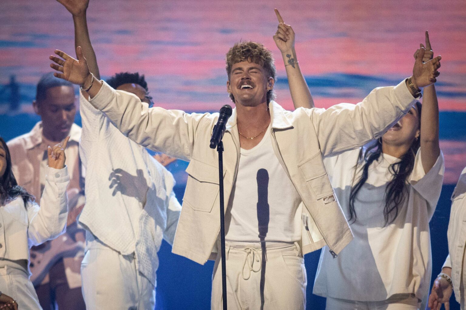 Brandon Lake, CeCe Winans, Anne Willson, and Forrest Frank Win at 55th ...