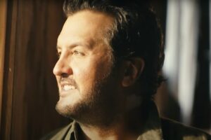Luke Bryan Offers Prayer to Jesus for His Children in Final Track on ...