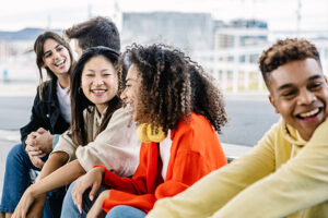 10 Creative Icebreaker Games for Youth Groups to Play