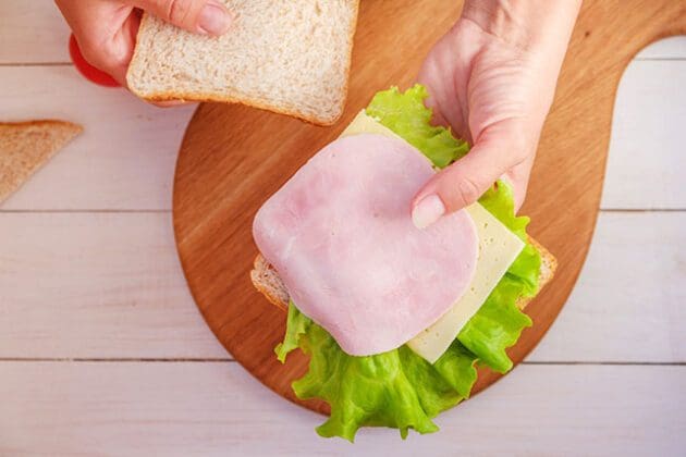 Prayer Object Lesson for Sunday School: What’s in the Middle?