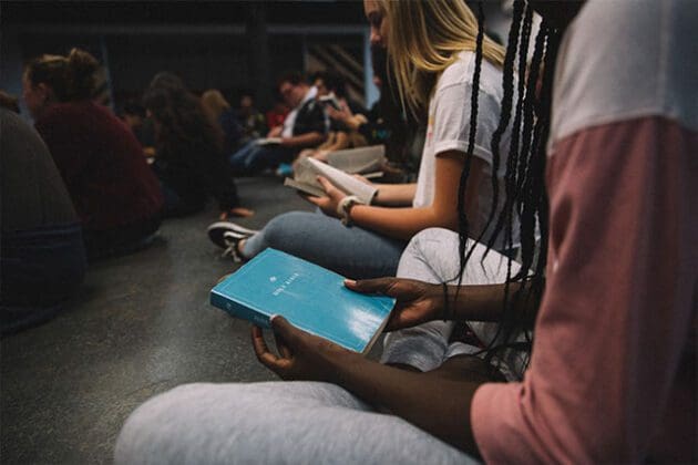 7 Inspiring Youth Ministry Ideas for Spiritual Growth
