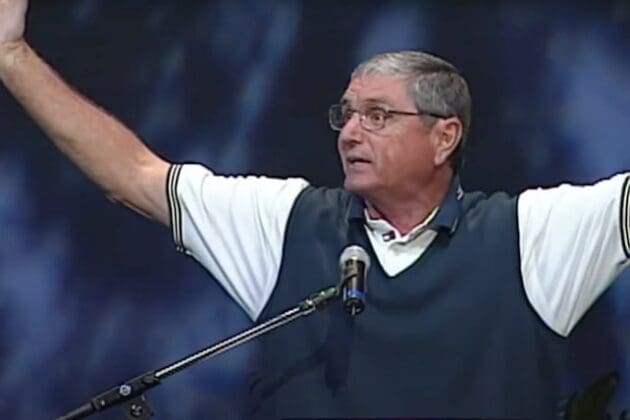Promise Keepers Founder Coach Bill McCartney Passes Away at Age 84 ...