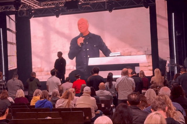 'People Are Hungry for Truth,' Says Pastor Greg Laurie After 300 ...