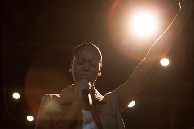8 Ways to Lead Worship That Engages the Congregation