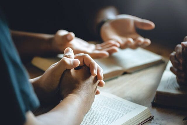 How to Start a Discipleship Program: 7 Key Steps