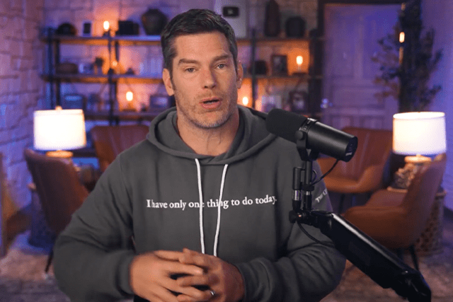 Dallas Jenkins Explains the Approach 'The Chosen' Writers Took to ...