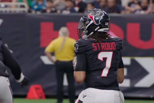 9 Christian Football Players Who Glorify Jesus in the NFL