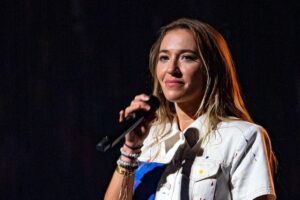 Lauren Daigle Leads Prayer and Fasting After Murder of Charlie Kirk