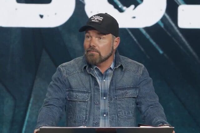 Controversial Pastor Mark Driscoll Announces Building Fund for $15.5M ...